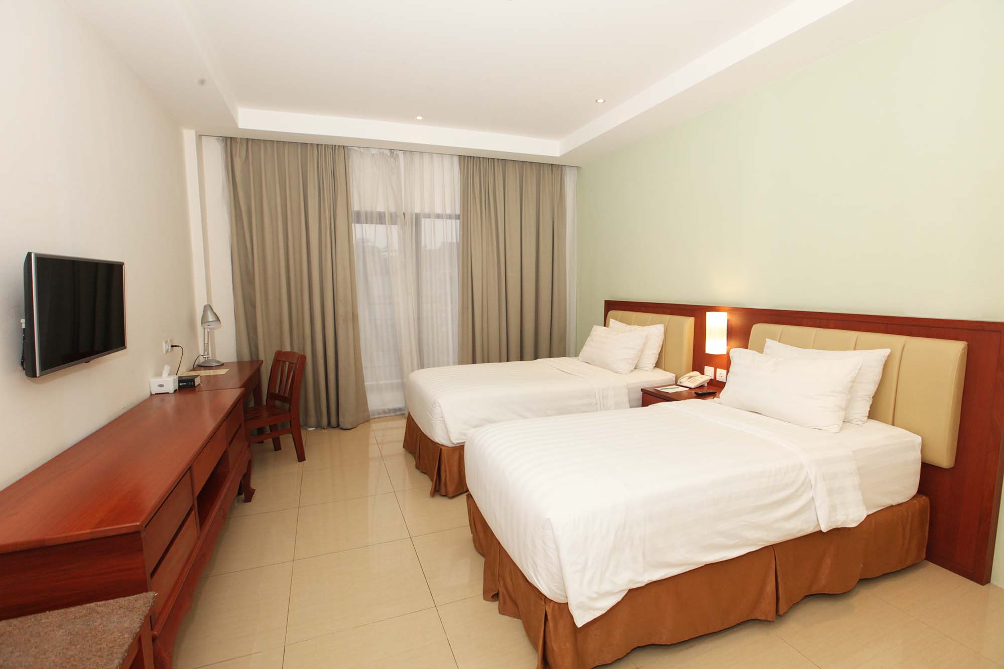 Deluxe Triple Room B - Thongsinn